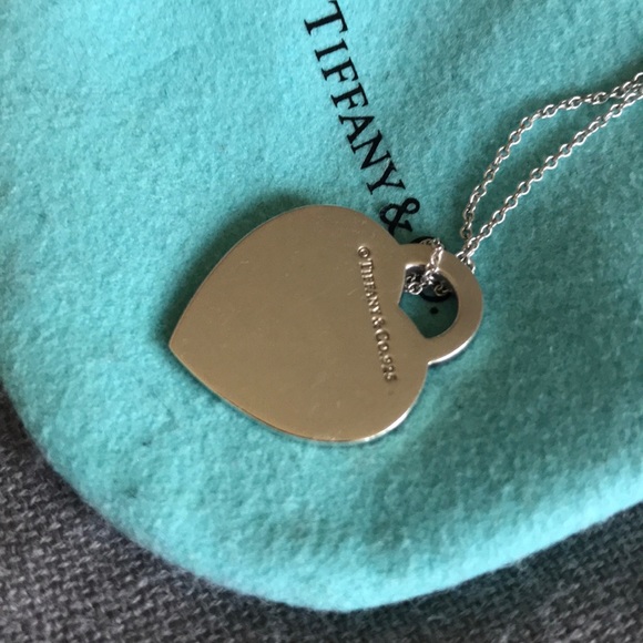 Tiffany & Co. | Jewelry | Tiffany Co New York Notes Pendant Necklace ...
